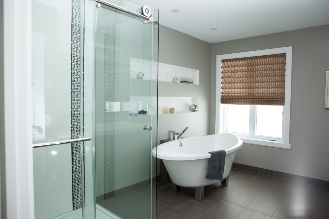 Salle de bain rdc, construction neuve, Rive-sud, St-Mathieu de ...